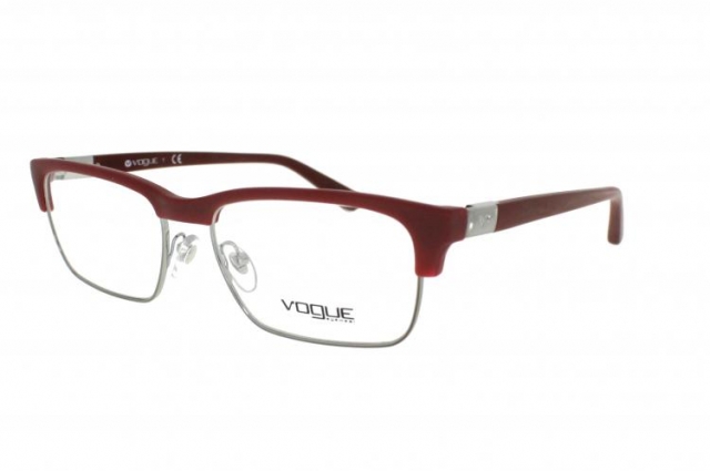 Vogue eyewear Brille VO 2805 2025S Gr 54 in der Farbe rot