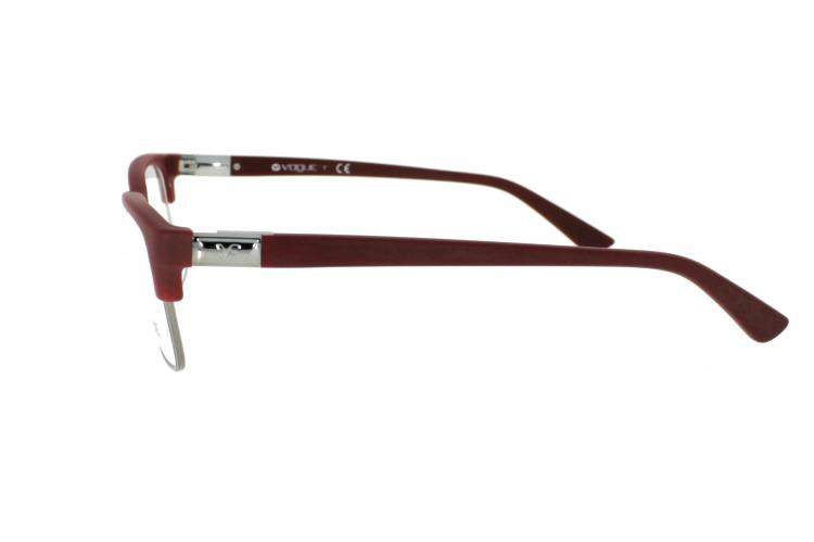 Vogue eyewear Brille VO 2805 2025S Gr 54 in der Farbe rot